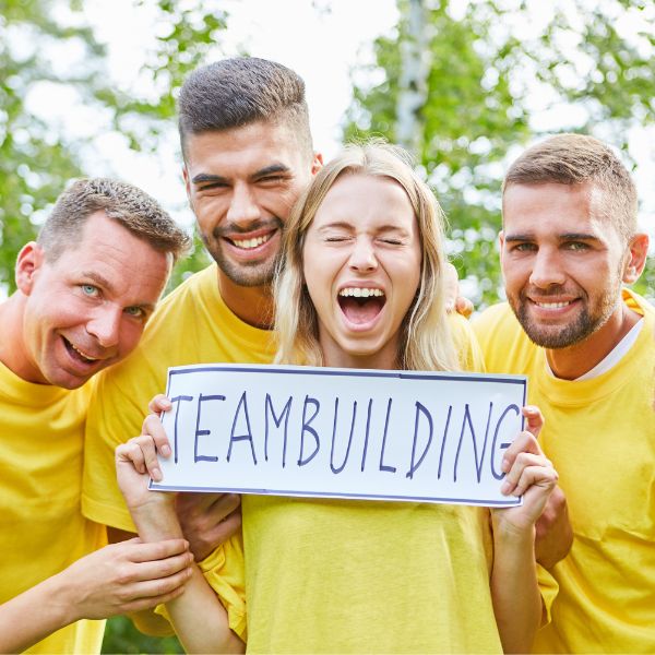 Qu'est ce qu'un Team Building? - Définition, Objectifs et Conseils